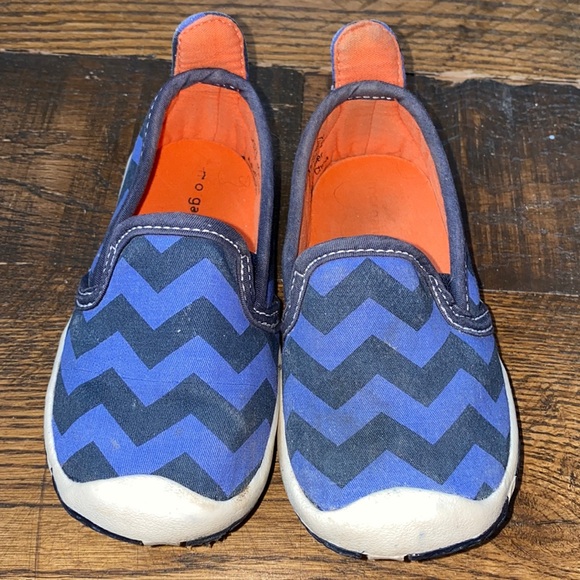 Morgan & Milo | Shoes | 42 Morgan Milo Blue Chevron Toddler Water Shoes ...
